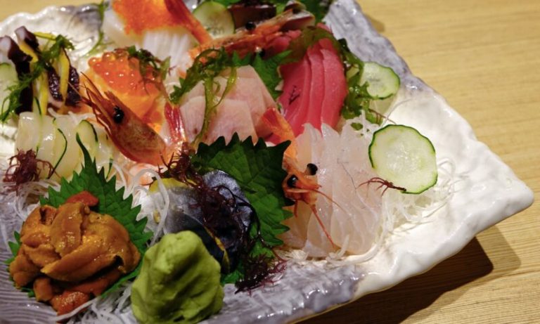 Ultimate Guide to Sashimi: The Art of Japanese Raw Fish Cuisine | TREASURE BLOOM